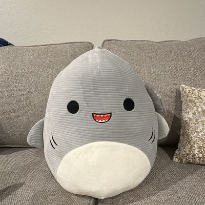 Squishmallow Gordon Shark SELECT SERIES 12”