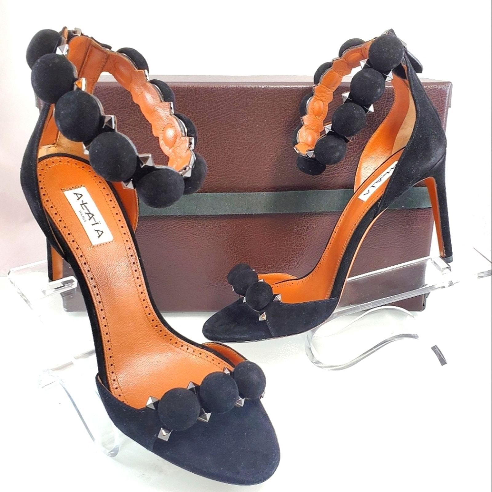 NWT$1,300 ALAIA La Bombe Stud Suede Ankle-Wrap High-Heel NWT$1,300 ALAIA La Bombe Stud Suede Ankle-Wrap High-Heel