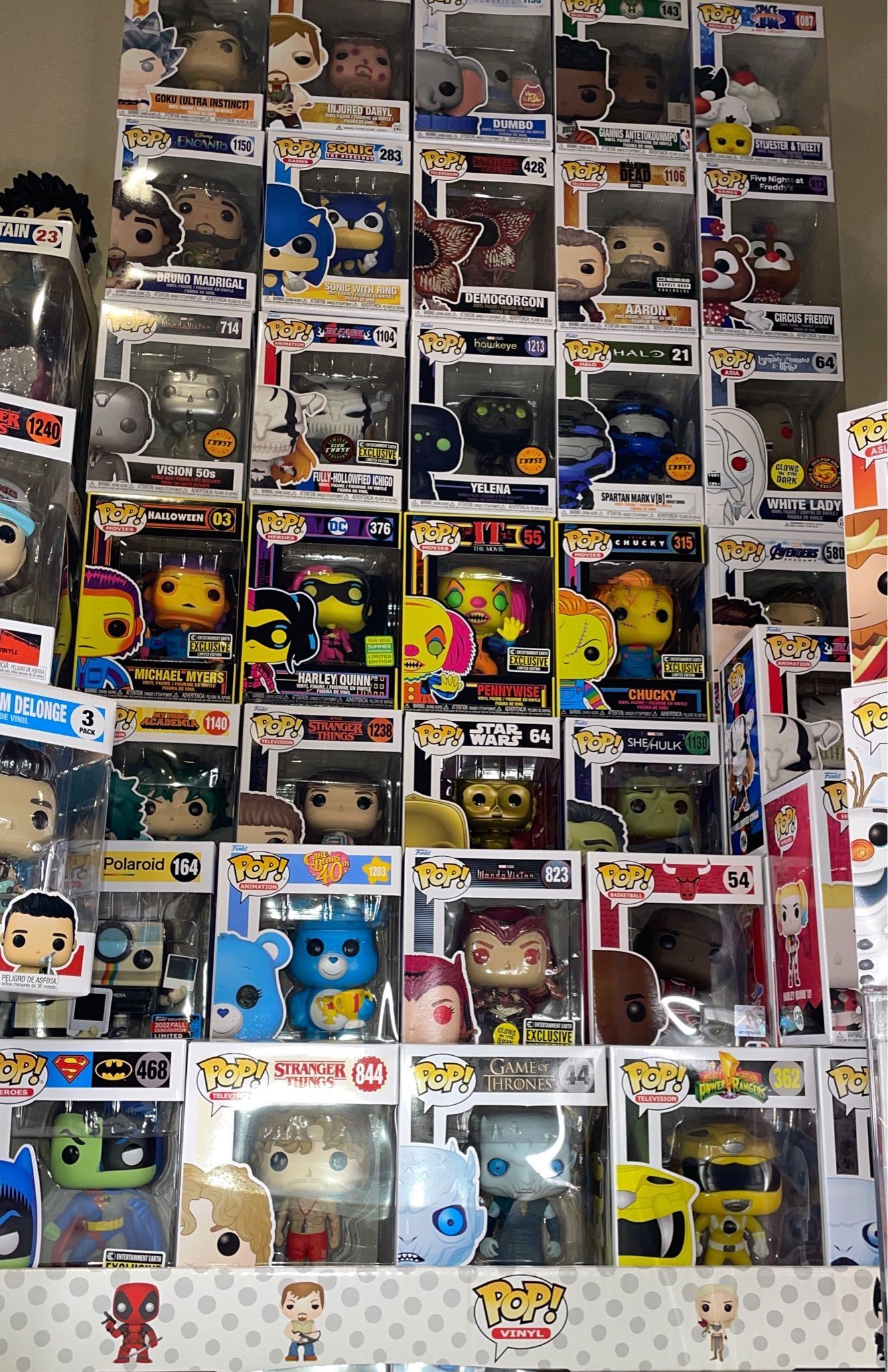 Whatnot - Random pops $1 starts $1 starts Livestream by o_town_pops #funko