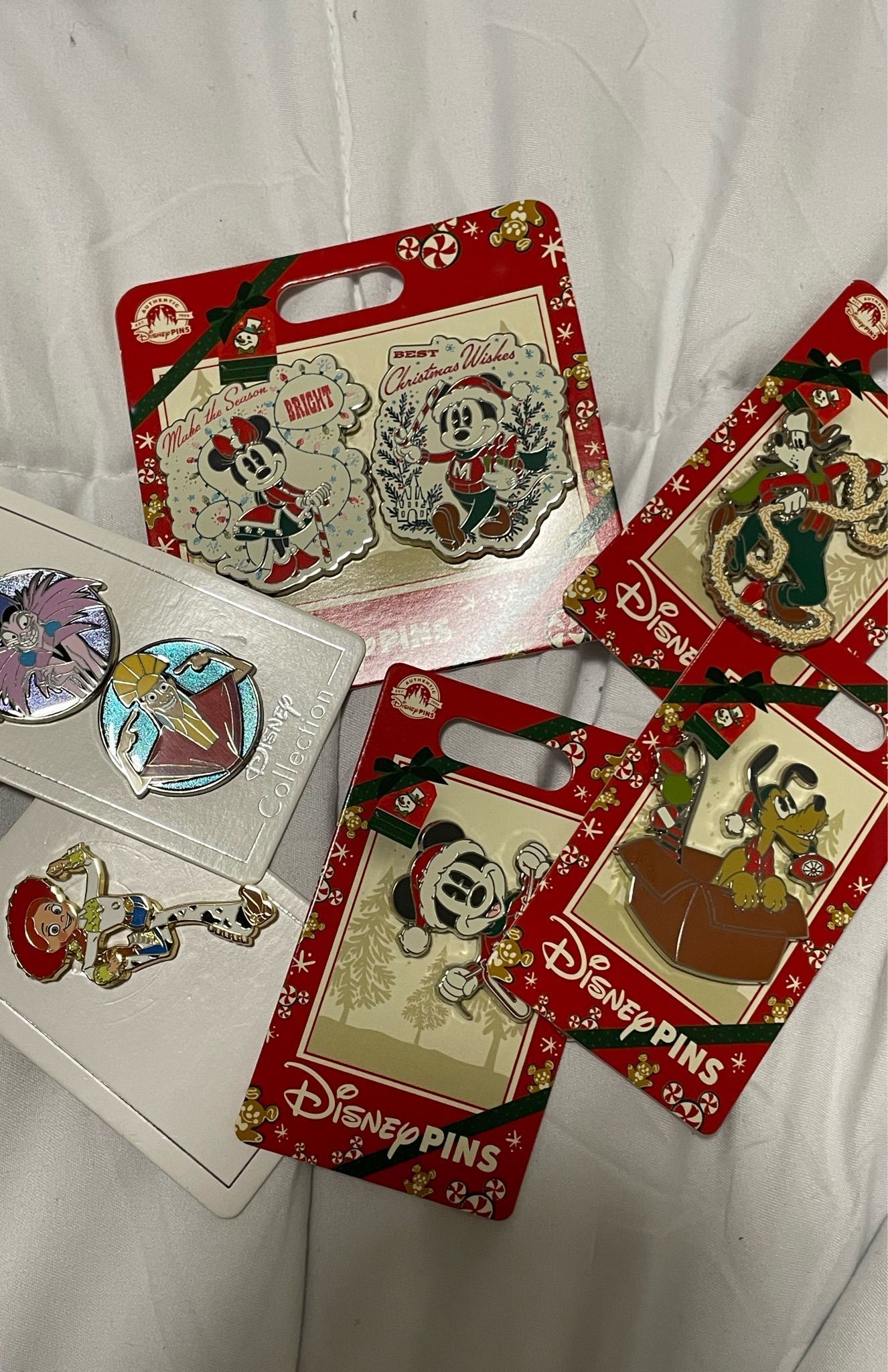 Whatnot - Ears/Pin Giveaway - Winners Choice Loungefly. (xmas live ...