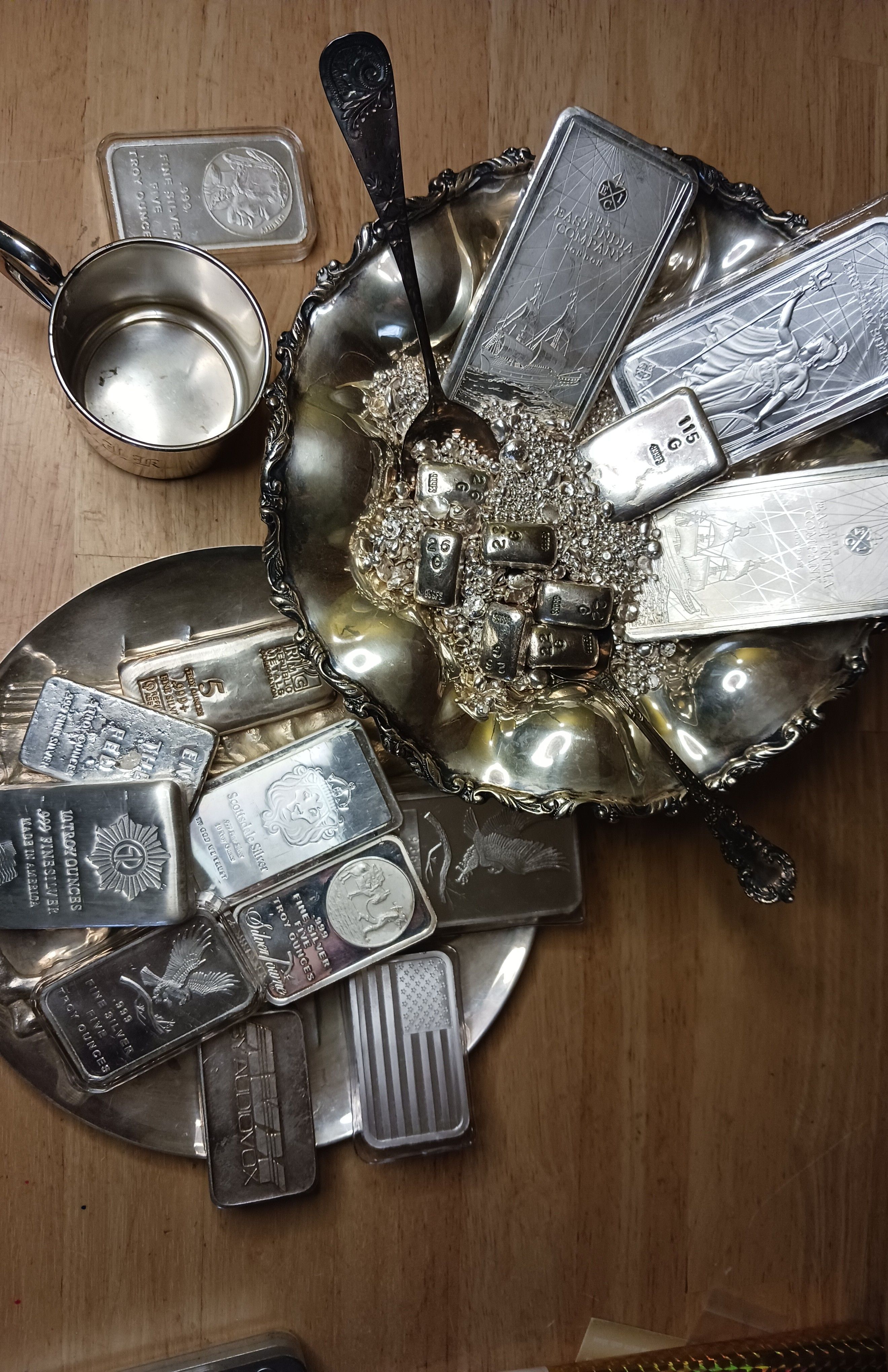 Whatnot - Silver with a side of gold ️ to go 🫠 Livestream by goodnites ...