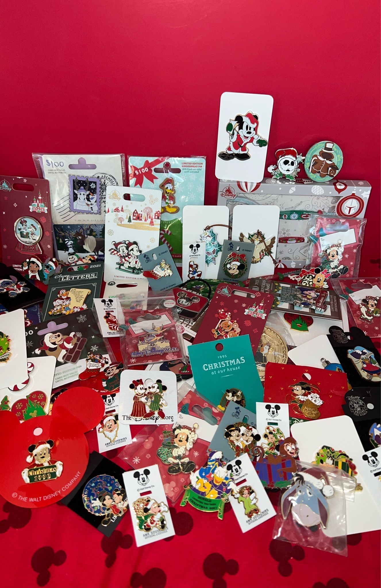 Whatnot Disney Christmas Pins And Collectibles Livestream By