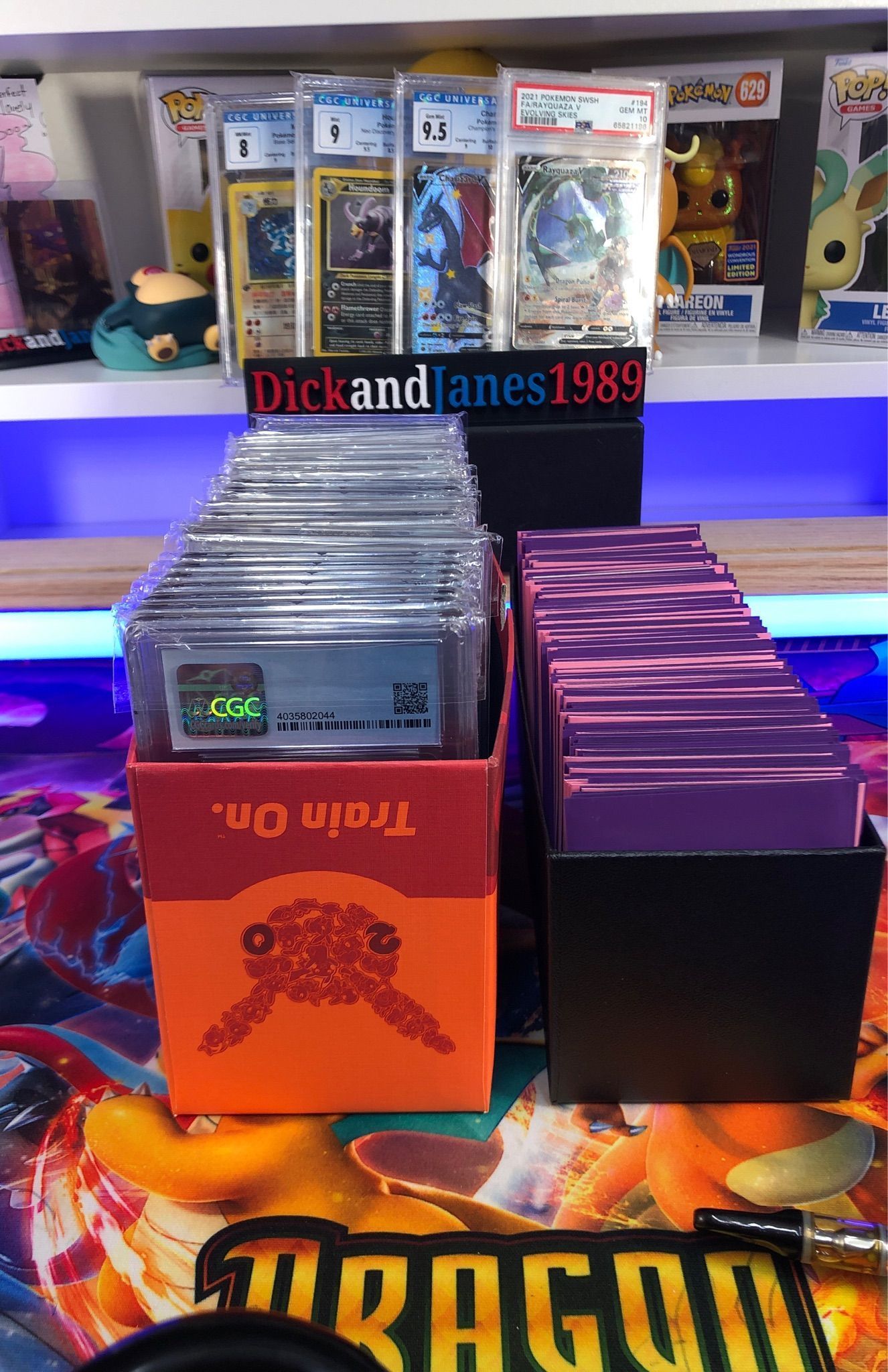 Whatnot - 🚨 $20 PULL BOX WITH HUGE BANGERS AND CHASE SLABS! 🚨 ...