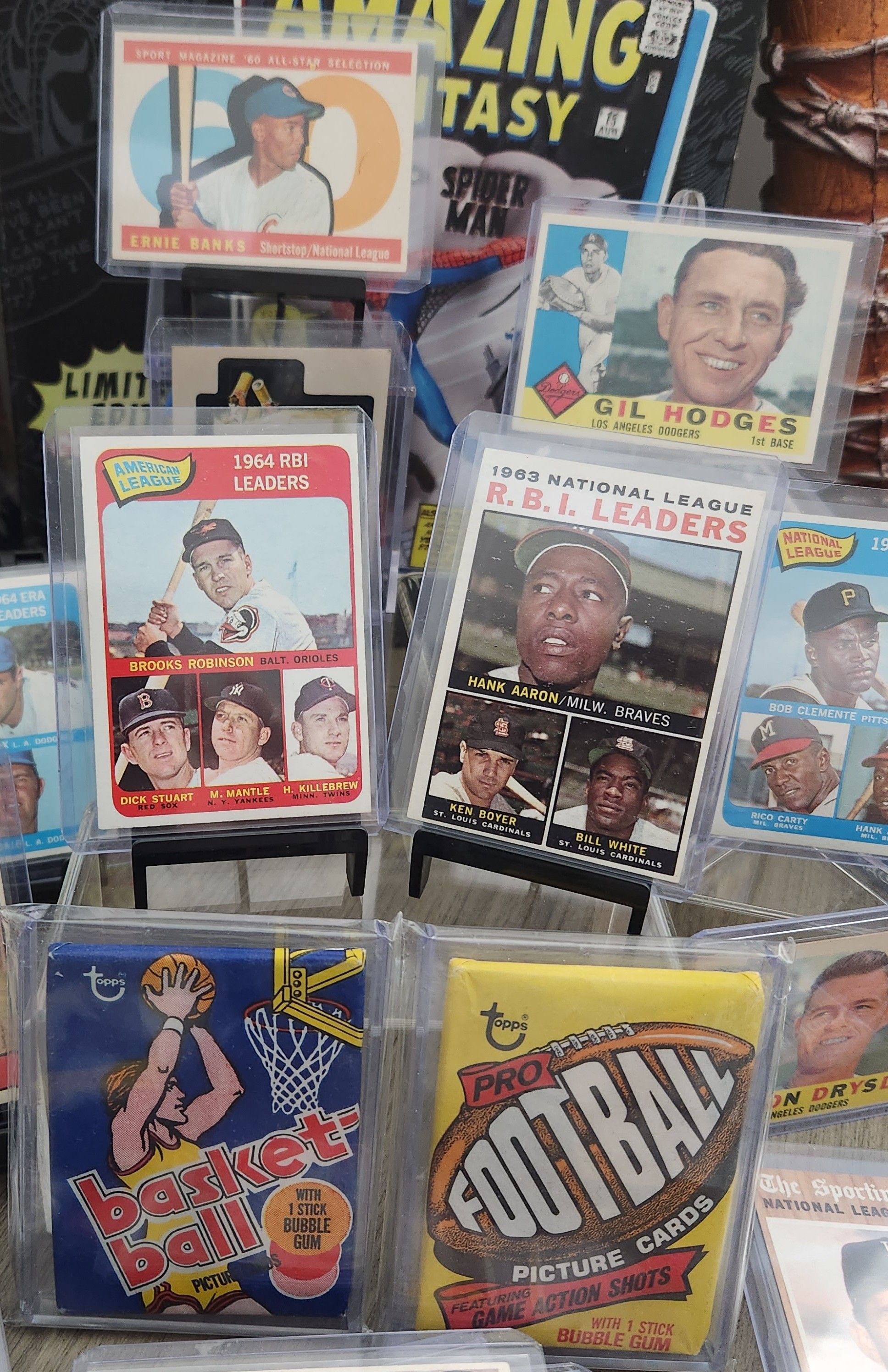 Whatnot - Vintage Sports Card Auction TODAY! 1PM (Mantle, Koufax ...