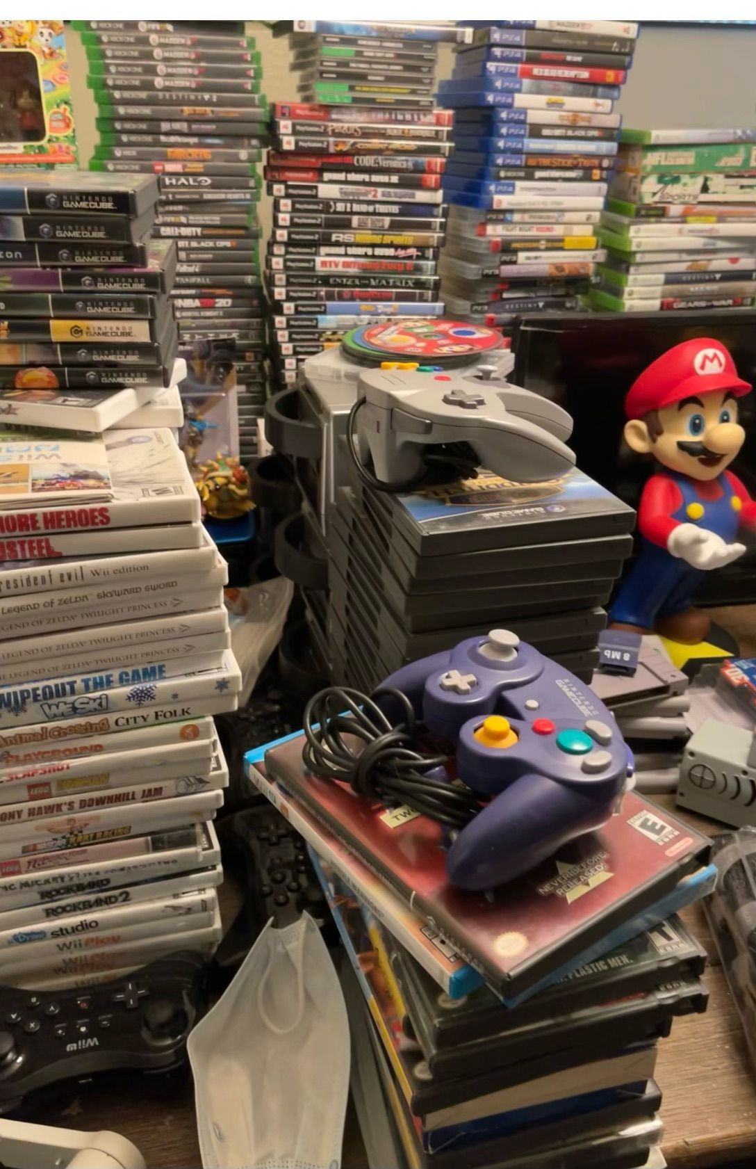 Whatnot - EVERYTHING MUST GO $5 Starts & Reserves Tons of retro video ...