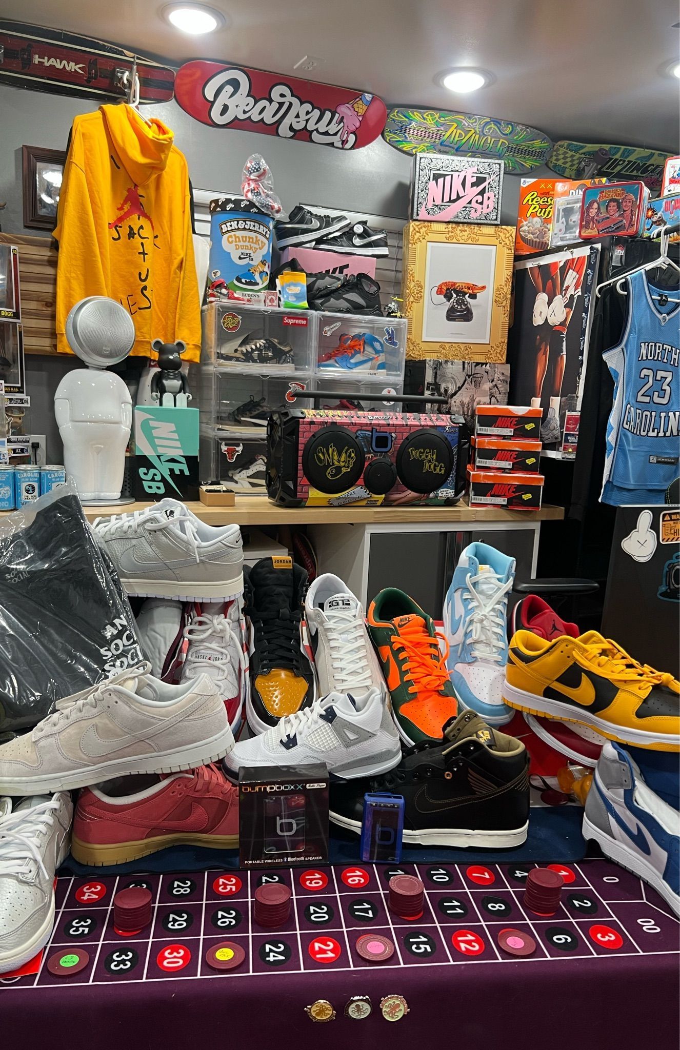Whatnot - Jordans, dunks and cactus jack Livestream by shoe_syndicate # ...