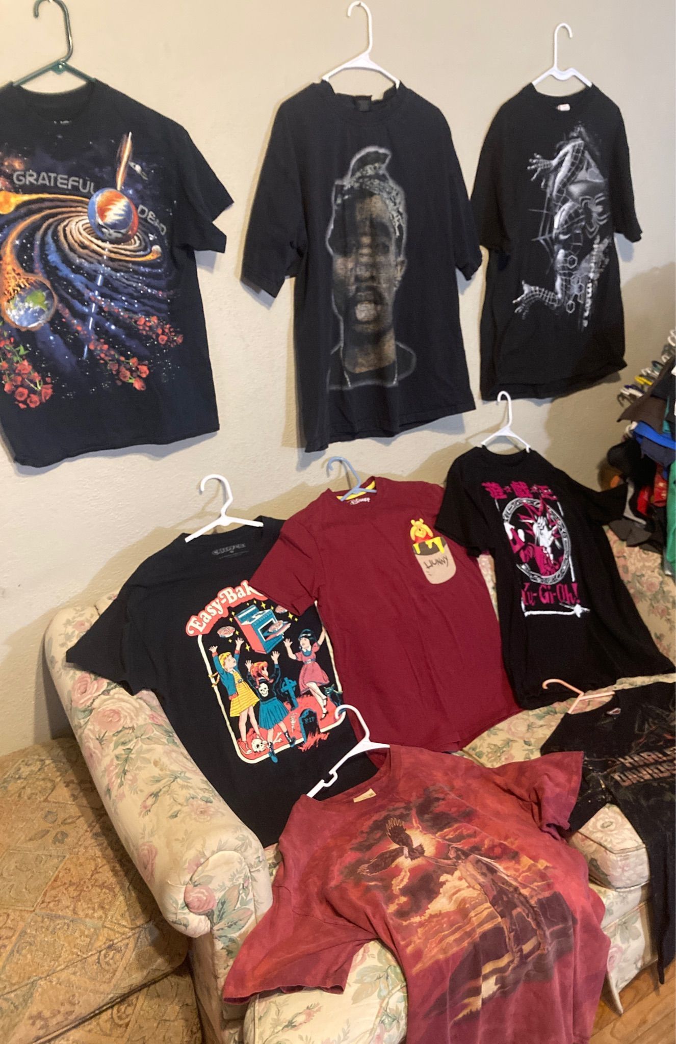 Whatnot - Pop-Up with my Cousin! $4 tees Livestream by jesseplea #vintage_clothing