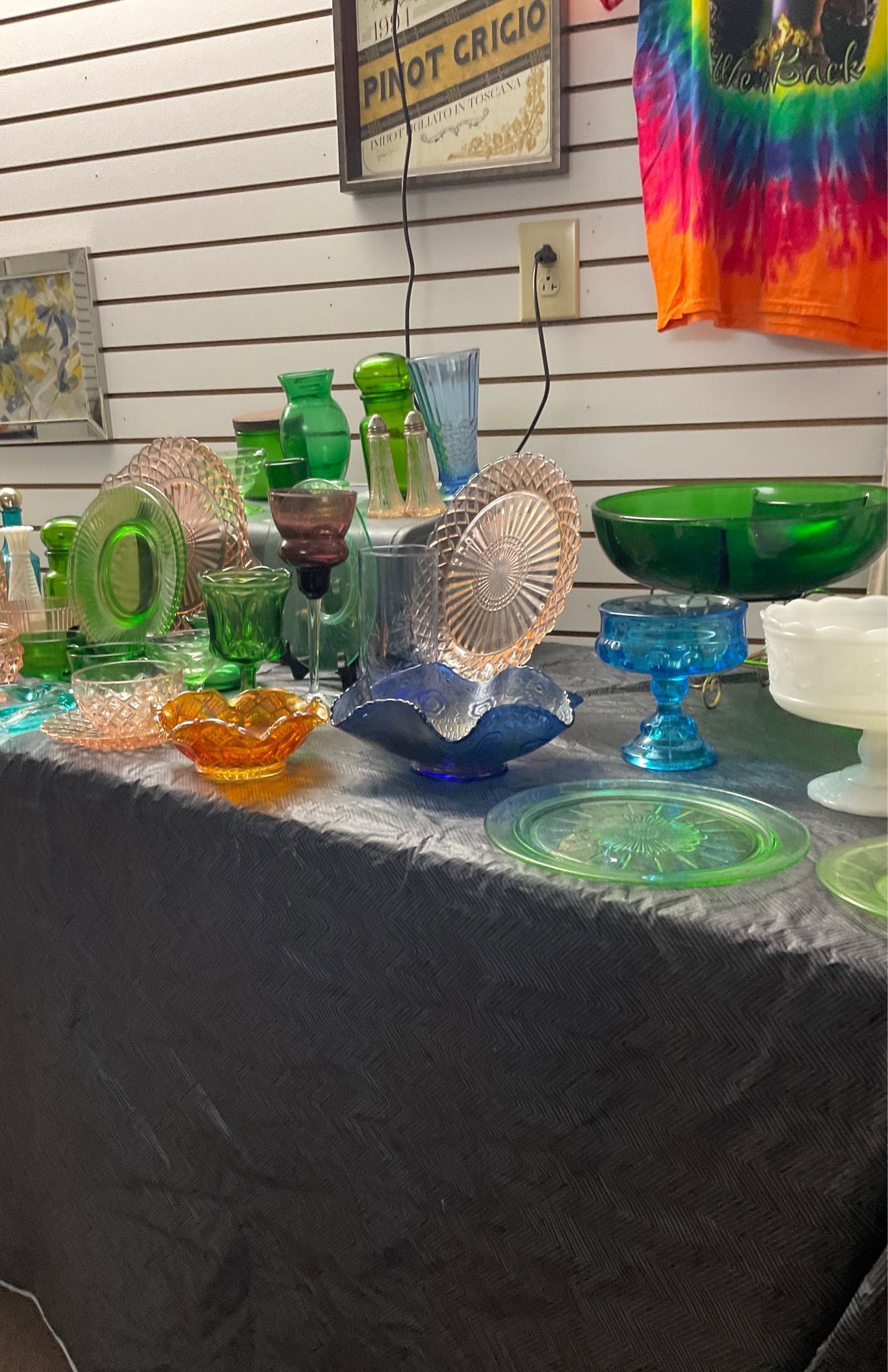 Whatnot - Uranium, pink depression and vintage glass Livestream by ...