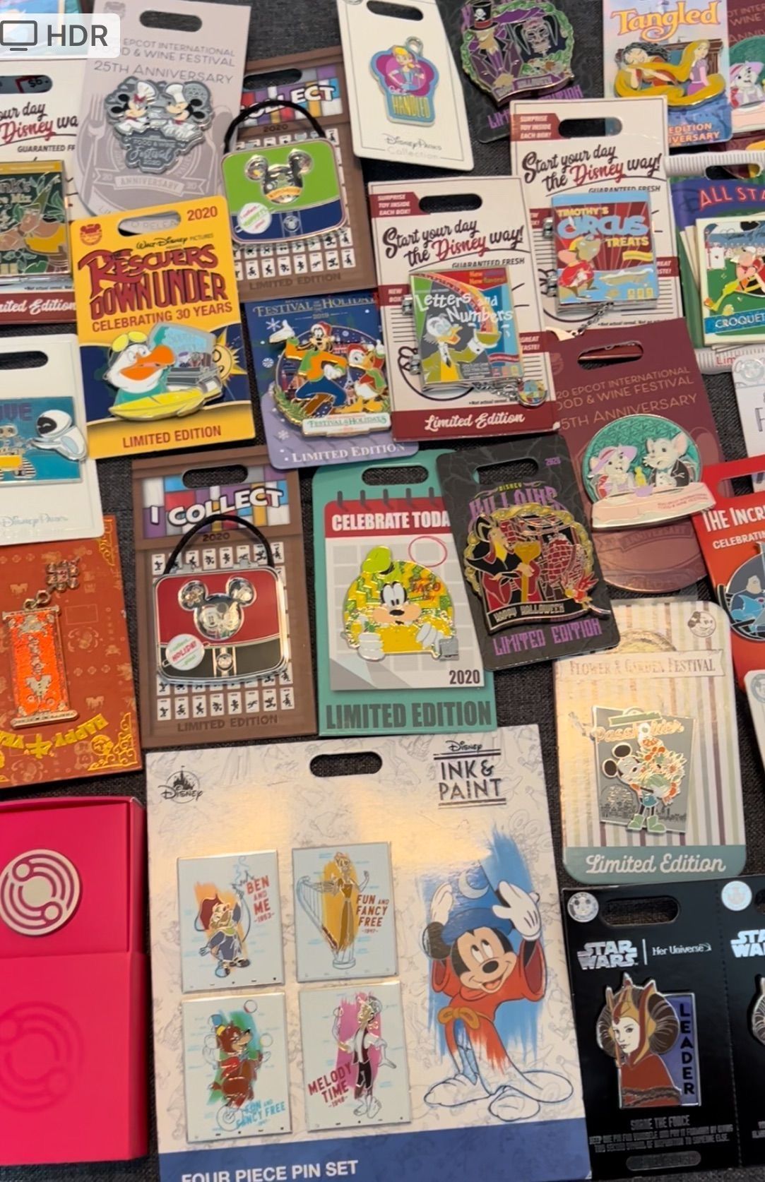 Whatnot - Disney Pins Pop Up Party Livestream by poshlando #disneyana_pins