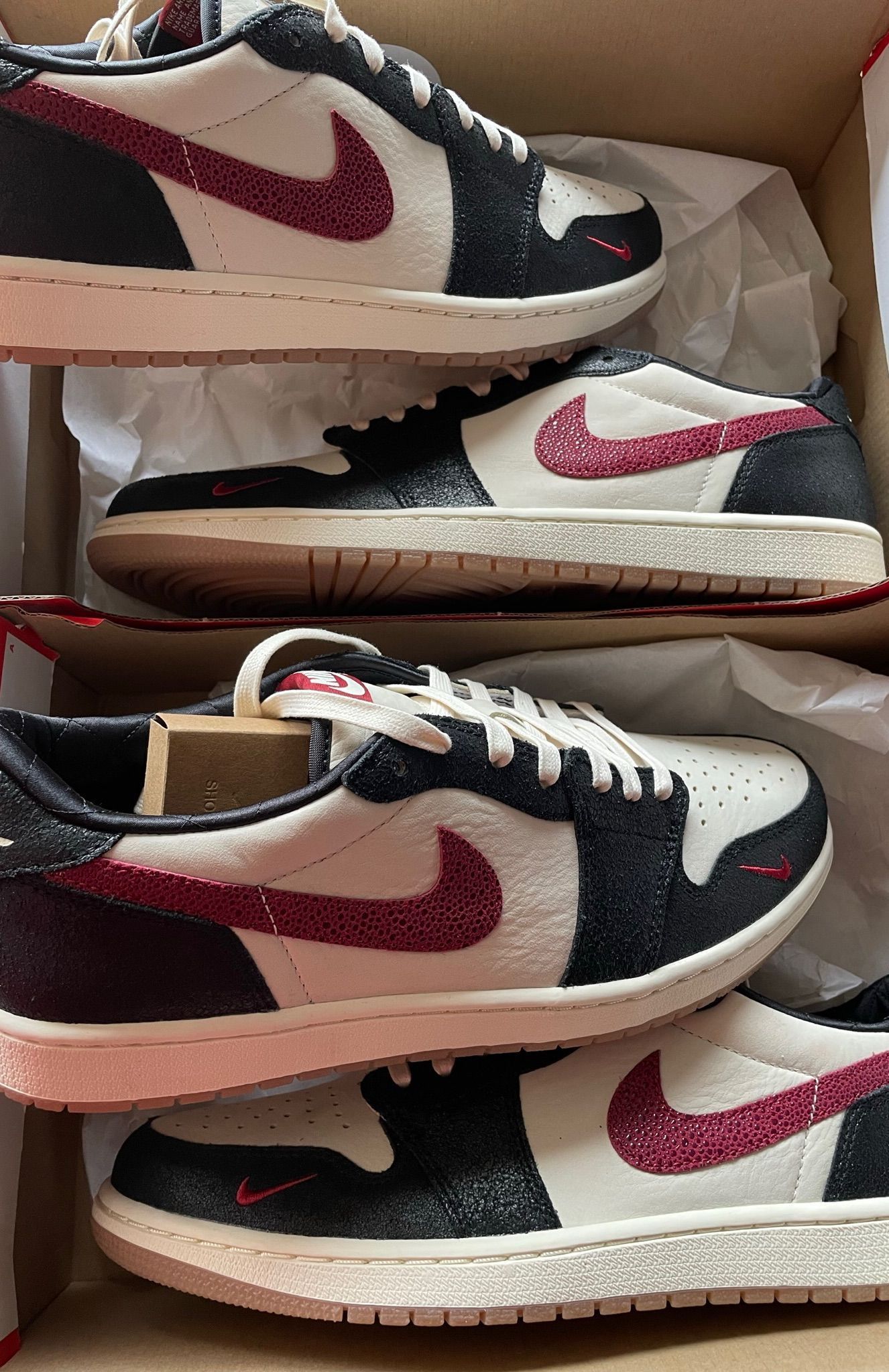 Whatnot - ⚫️⚪️ JORDAN 1 LOW X OKLAHOMA : EPISODE 2 Livestream by ...