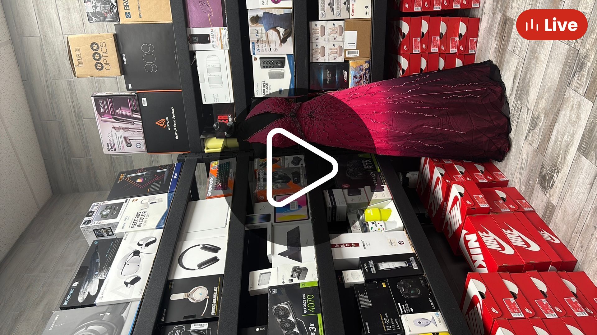 megadealsauction is live · Everyday Electronics · $1 Starts, Gaming, PCs · Whatnot: Shop, Sell ...