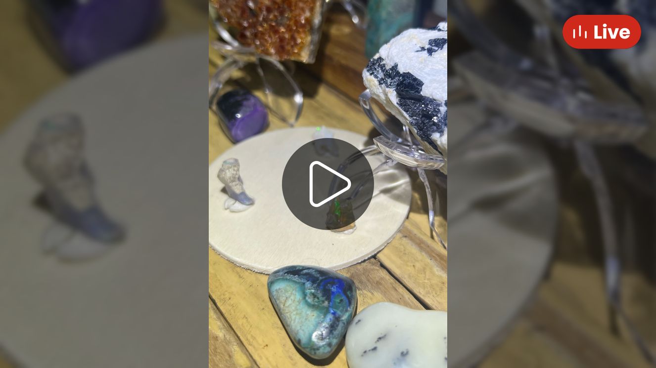bojo_collective is live · Crystals & Gems · Crystal Towers, Statement Pieces, Jewelry Making ...
