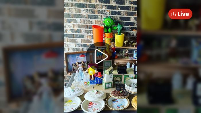 Whatnot - Vintage Recipe Dishes / Disney / Tupperware / Pyrex salt n ...