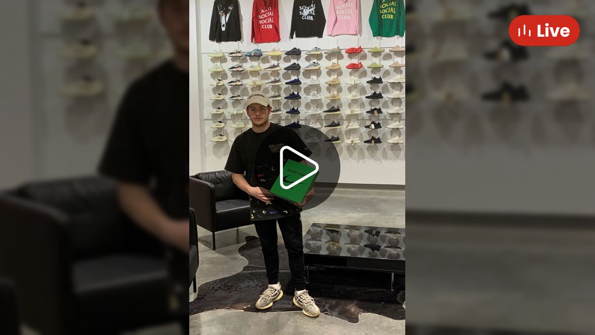 LOCK IN HATS CRISPY GO 🦖🧢🫡‼️💰 · @superiorspply · Whatnot: Shop, Sell ...