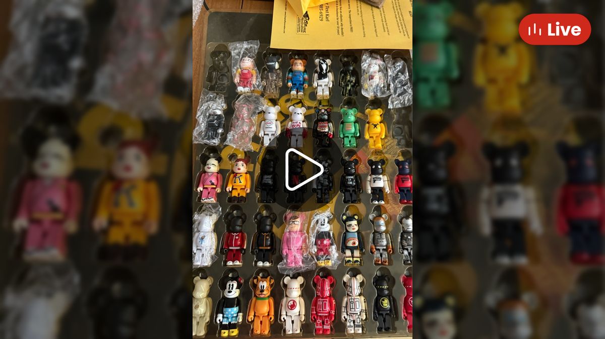 1 hr pop up singles bearbricks · trapspot708 · Whatnot: Buy, Sell & Go Live