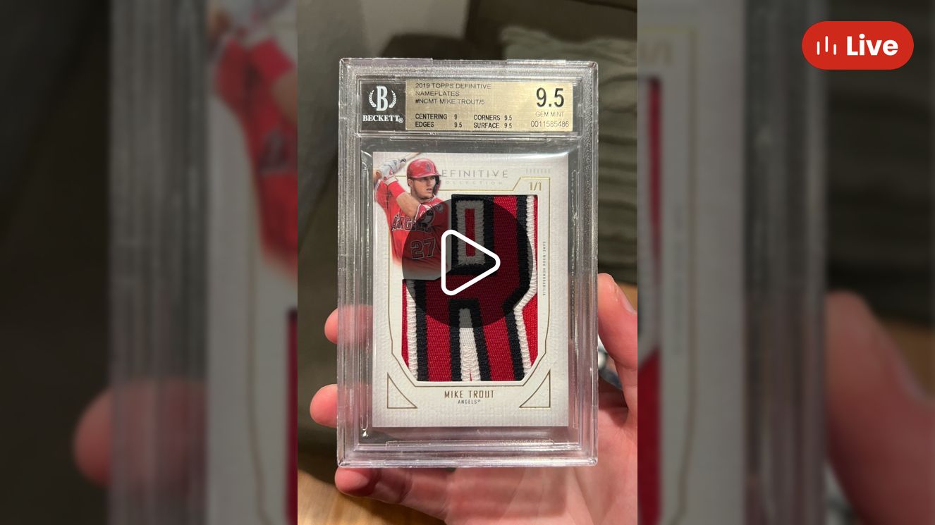 @hawk_cards's Livestream on Whatnot