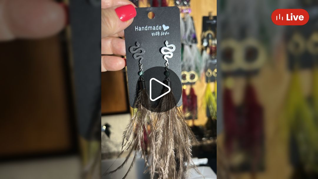 Diverse Designs · @diversedesignsbydawn · Whatnot: Shop, Sell, Connect