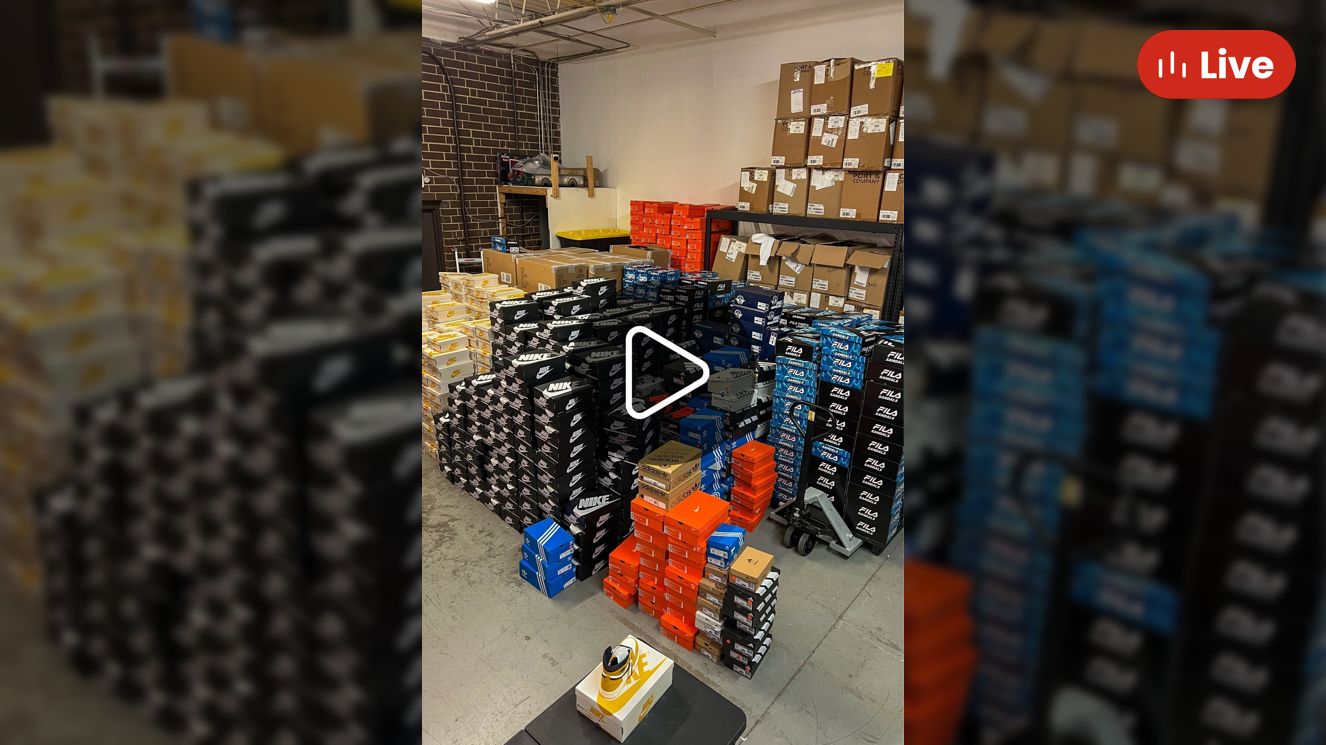 @thesneakerguys's Livestream on Whatnot