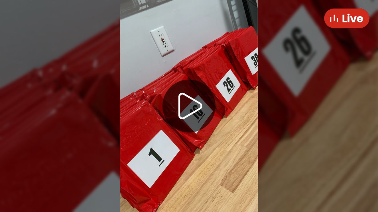 Whatnot - ARCHRIVAL AARON 50 PACK FOIL SHOW Livestream by ...