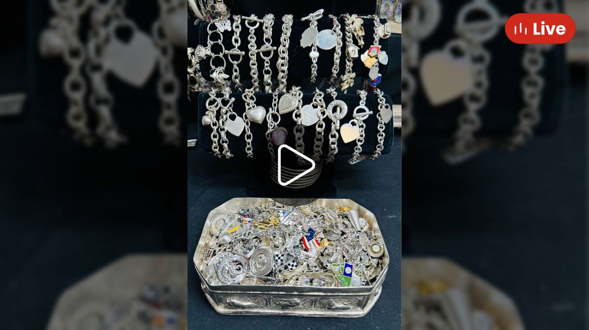 🔥🔥CHARM NIGHT! $4 starts…YAY!!🔥🔥 · scjewelry · Whatnot: Buy, Sell & Go Live