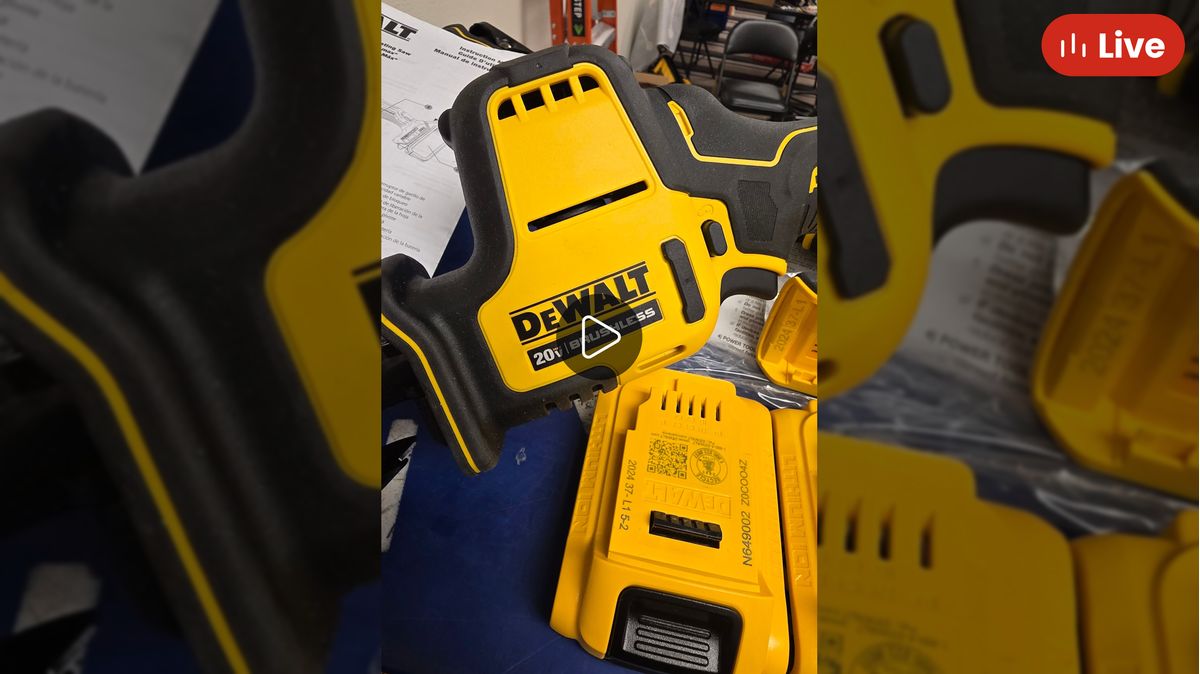 DEWALT SHOWDOWN SUNDAY · @bidhaven2025 · Whatnot: Shop, Sell, Connect