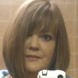 debbiechere · Debbie Nolan · Profile · Whatnot: Buy, Sell & Go Live