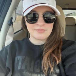 realsharp44 · kristi erickson · Profile · Whatnot: Buy, Sell & Go Live