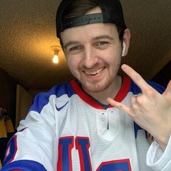 low4949 · Shawn Low · Profile · Whatnot: Buy, Sell & Go Live