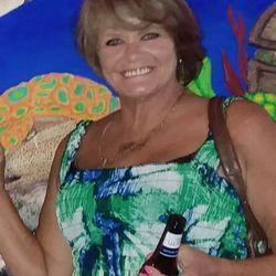 debbie420 · Debbie Dumo · Profile · Whatnot: Buy, Sell & Go Live