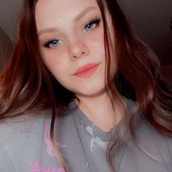 alexiagray25 · Alexia Gray · Profile · Whatnot: Buy, Sell & Go Live