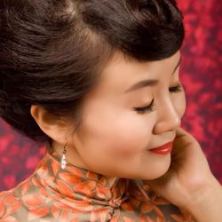 yunvonmemoryvintage · Lydia · Profile · Whatnot: Buy, Sell & Go Live