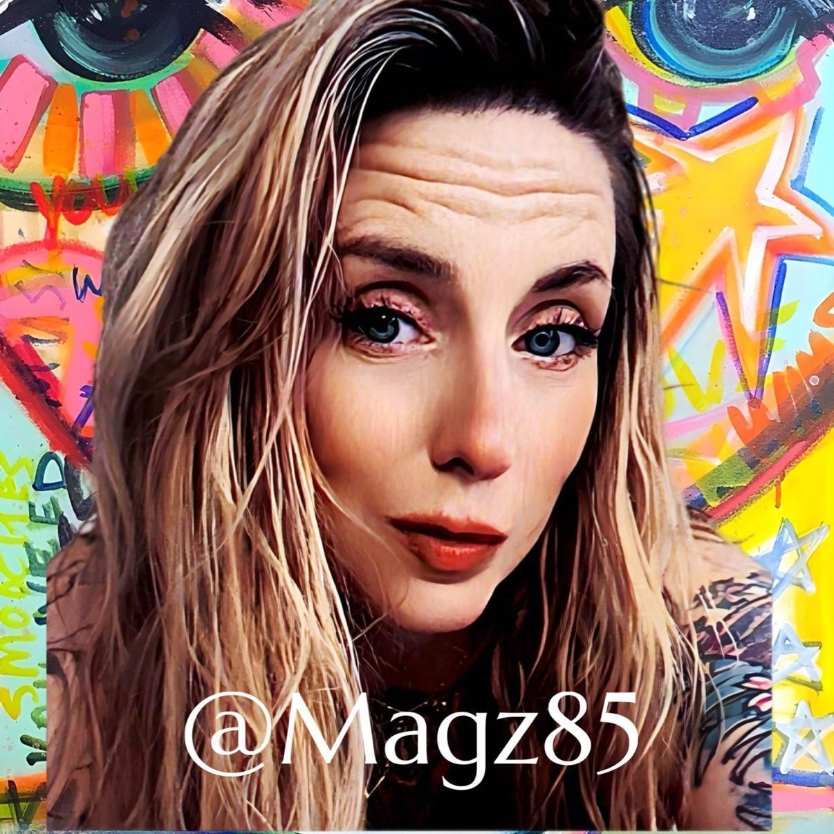 magz85 is live · Storage Unit Finds · Whatnot: Shop, Sell, Connect