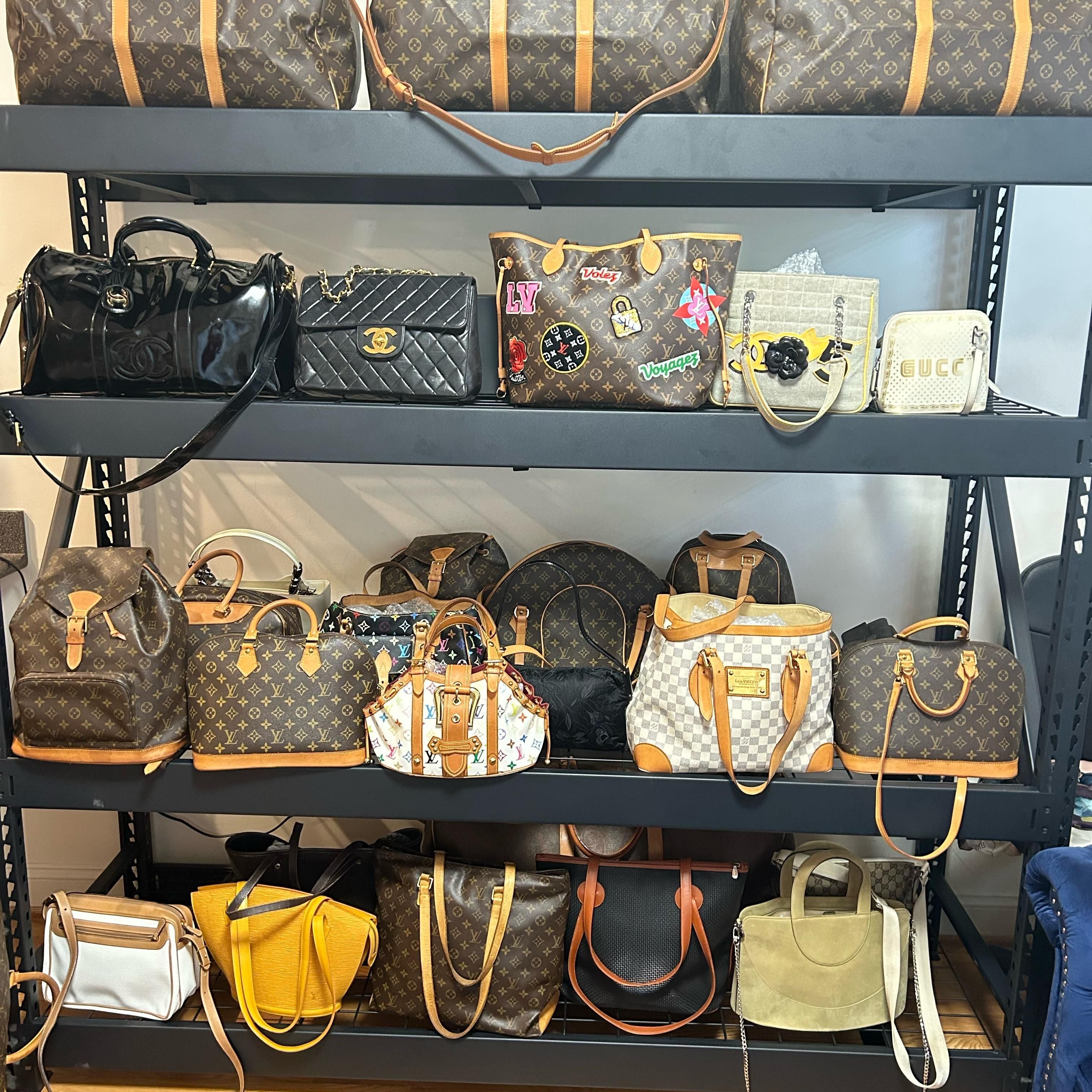 Whatnot - $1 start. Giveaways. Luxury brands Livestream by ... Whatnot - $1 start. Giveaways. Luxury brands Livestream by ...