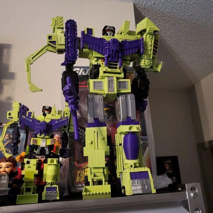 Whatnot - Marvel, MOTU, Transformers, Spawn, many other items ...