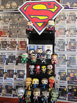 madmaris_toybox · Tony Dawe · Profile · Whatnot: Buy, Sell & Go Live