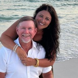 danielleduffy · Danielle Duffy · Profile · Whatnot: Buy, Sell & Go Live