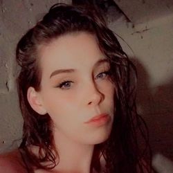 debbiespr98328 · Debbie Springer · Profile · Whatnot: Buy, Sell & Go Live