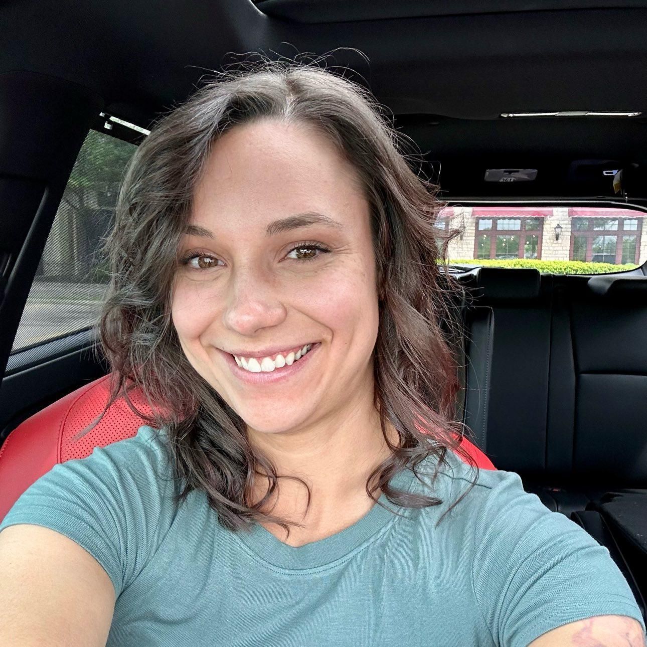 @annaya_f's Livestream on Whatnot