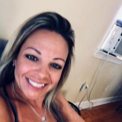 lissamv · Lisa Villano · Profile · Whatnot: Buy, Sell & Go Live