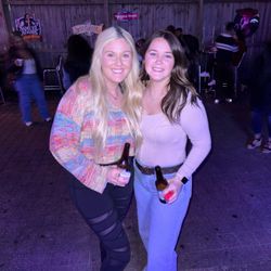 carlydeese3 · carly · Profile · Whatnot: Buy, Sell & Go Live