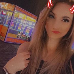 @texaspeach22 · Haley Bass · Profile · Whatnot: Shop, Sell, Connect