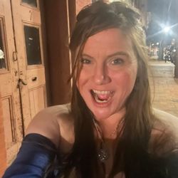 @jessvibes · Jessica · Profile · Whatnot: Shop, Sell, Connect