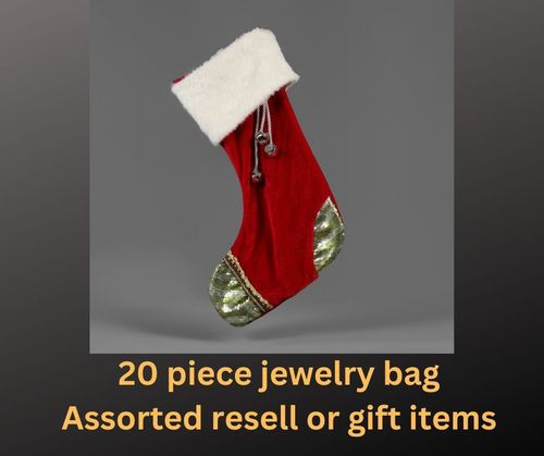 "20-Piece Assorted Jewelry Stocking Stuffers for Christmas 🎁🌟"