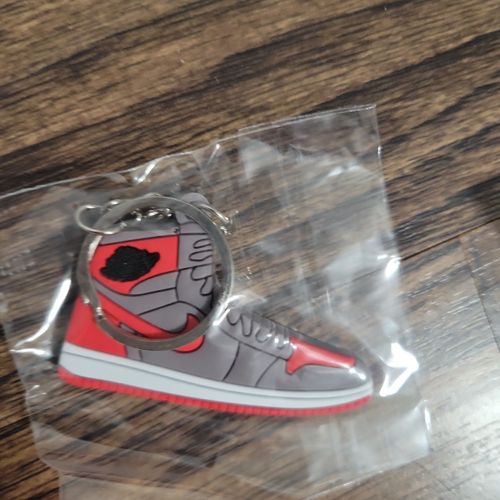 Grey and red | Whatnot