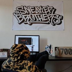 Livestream shopping: Sneakers | Sneakers & Streetwear by sneakerbrothers. 53 sold, 4.2 stars, 22 ...