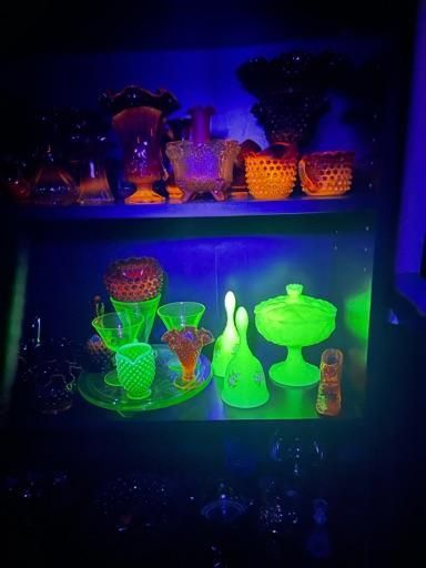 Whatnot - Pink and white glass Livestream by sanas_hidden_finds # ... Whatnot - Pink and white glass Livestream by sanas_hidden_finds # ...