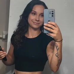 @annaya_f's Seller profile on Whatnot