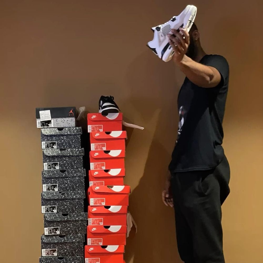 Whatnot - Shop sprees Drop your size and come shop ️ Livestream by ...