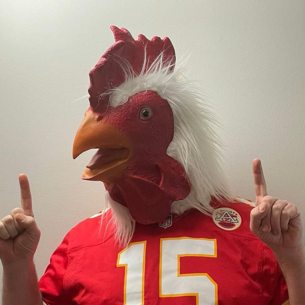 Whatnot - 🌮 Tummy Tuesday UFC W/ 🐔 Livestream by chicken1of1 #ufc