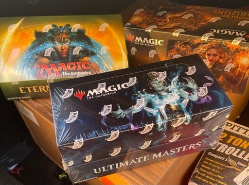 Whatnot - Debut Weiss stream! Quints case break with senpai deck box ...